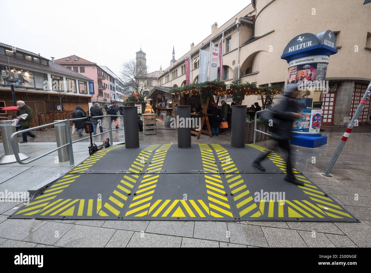 Stuttgart, Germany. 23rd Dec, 2024. A mobile bollard system can be seen ...