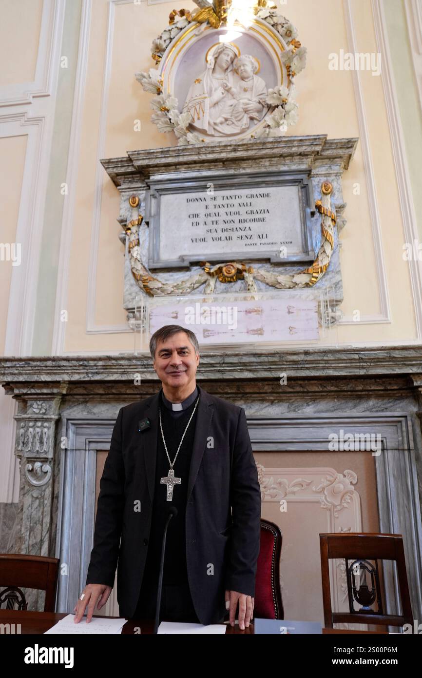 Torino, Italia. 23rd Dec, 2024. Il cardinale Roberto Repole ...