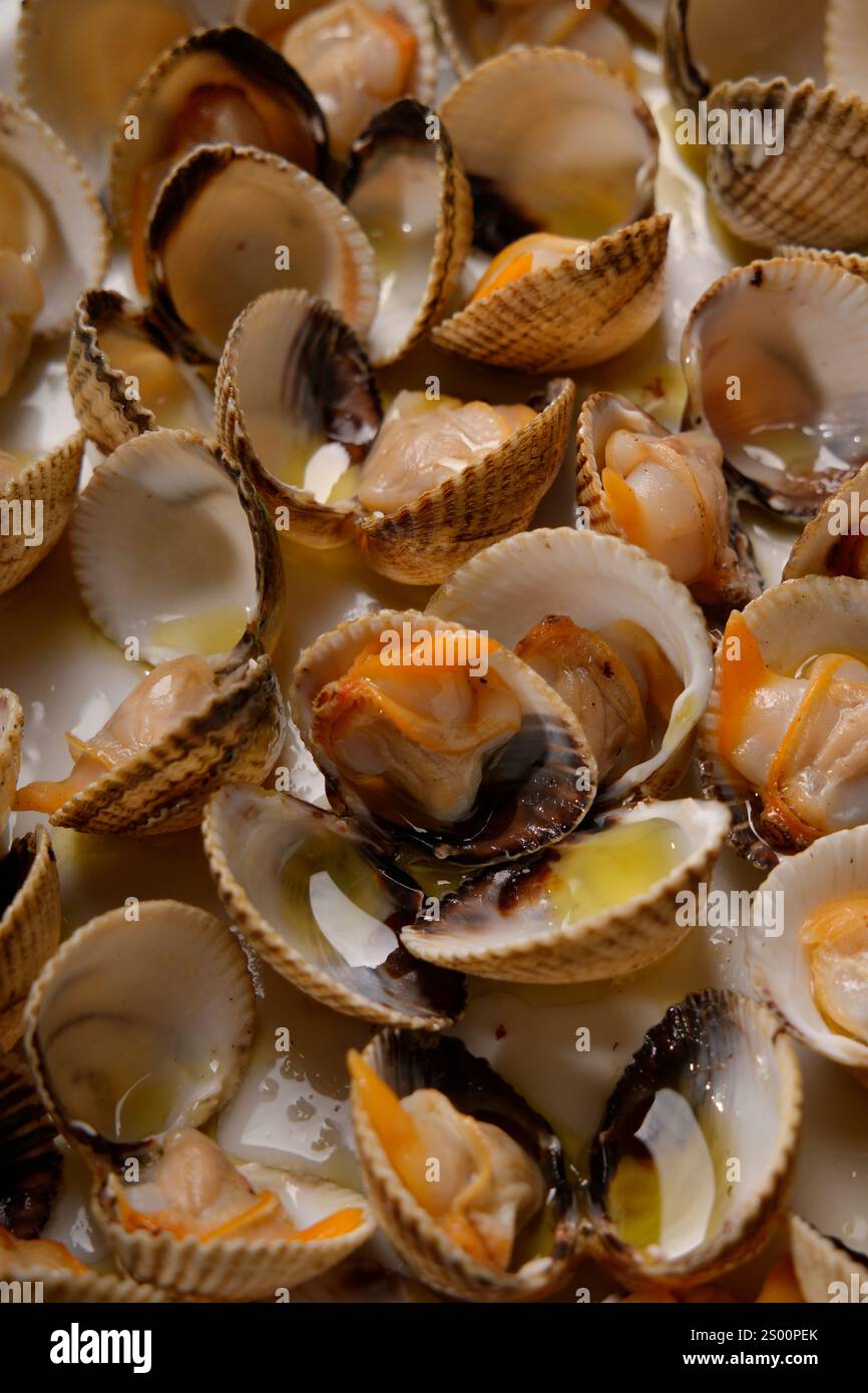 Buttered cockles hi-res stock photography and images - Alamy