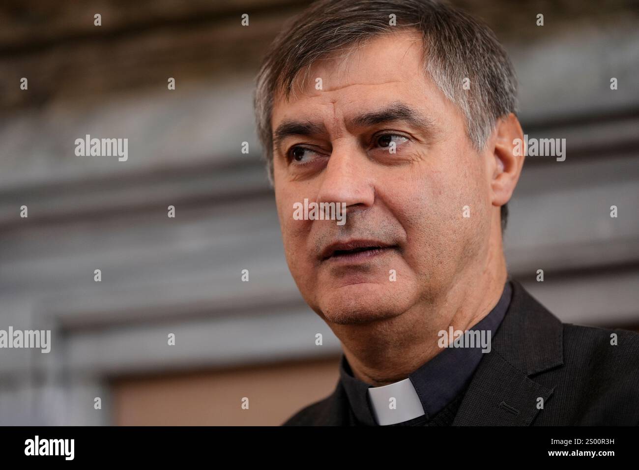 Torino, Italia. 23rd Dec, 2024. Il cardinale Roberto Repole ...