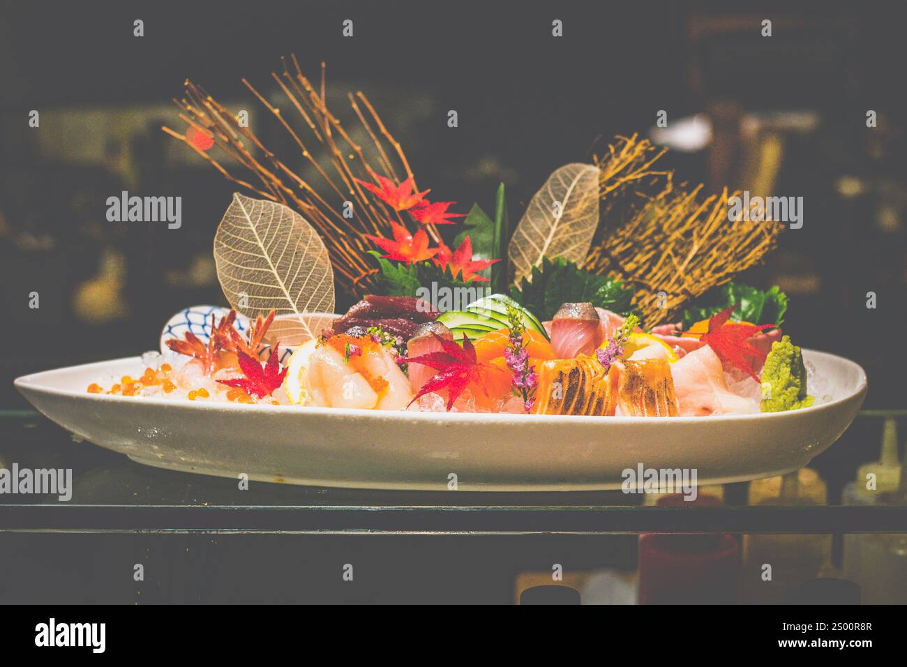 Sashimi Platter (9 kinds Yellowtail, flounder, Akami, Chutoro, ikura ...