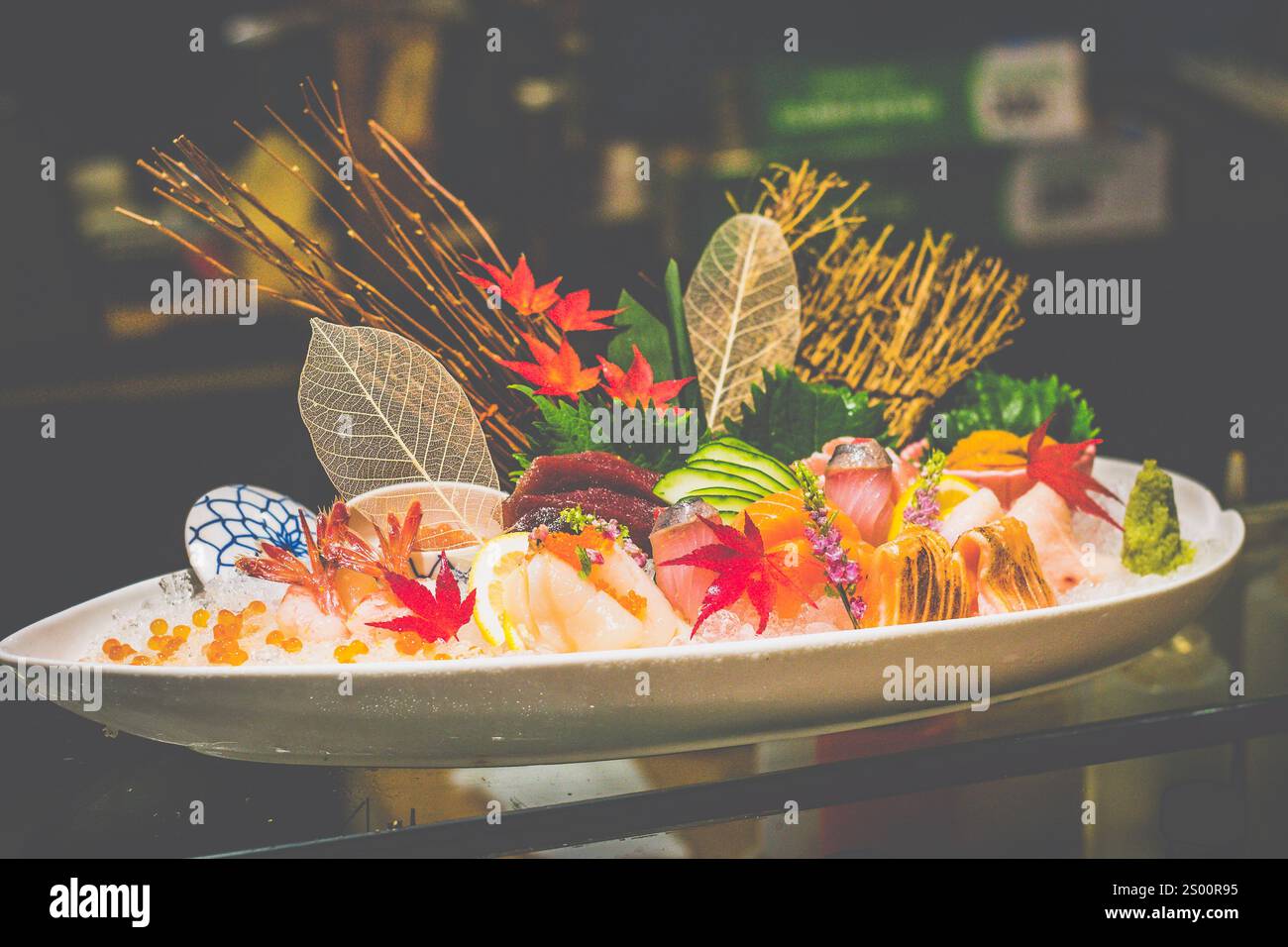 Sashimi Platter (9 kinds Yellowtail, flounder, Akami, Chutoro, ikura ...
