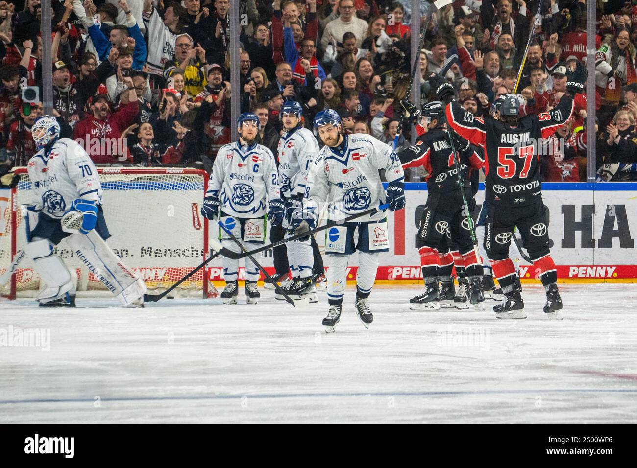 11.10.2024, DEL, German Ice Hockey League Season 2024/25, 29. Matchday ...