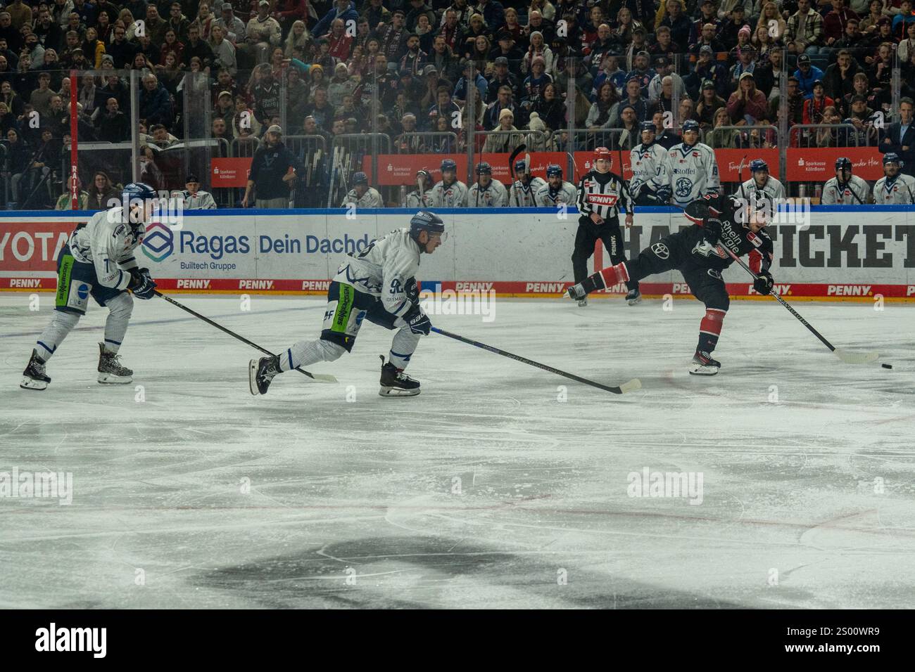 11.10.2024, DEL, German Ice Hockey League Season 2024/25, 29. Matchday ...