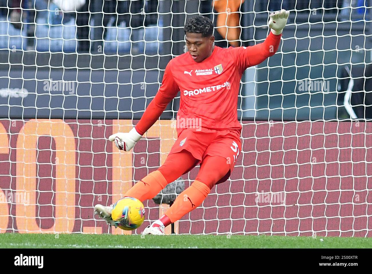 Rome, Italy. 22nd Dec, 2024. Zion Suzuki of Parma seen in action during ...