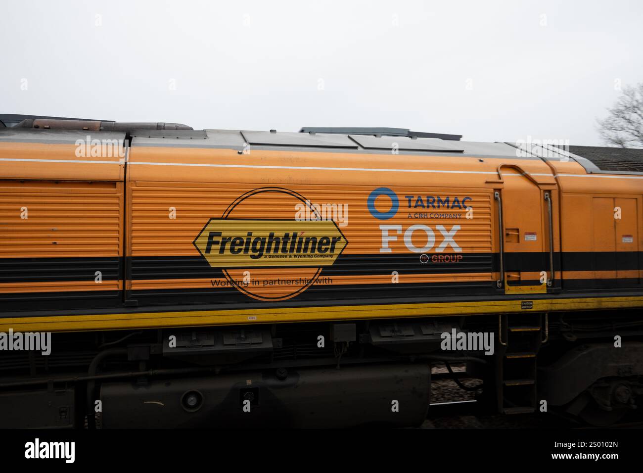 Freightliner class 66 diesel locomotive No. 66413 Stock Photo - Alamy