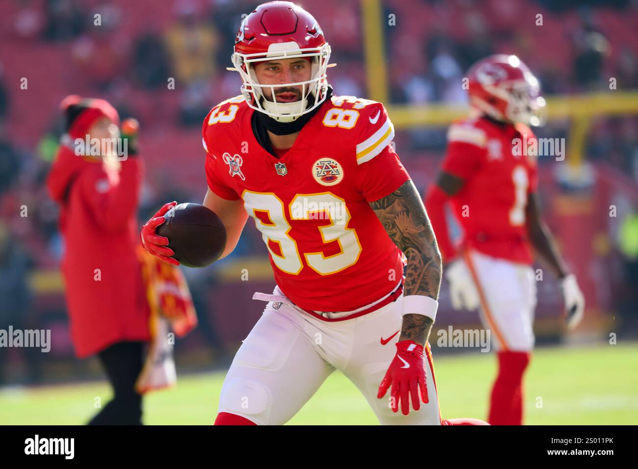 Kansas City Chiefs tight end Noah Gray makes a catch during warmups ...