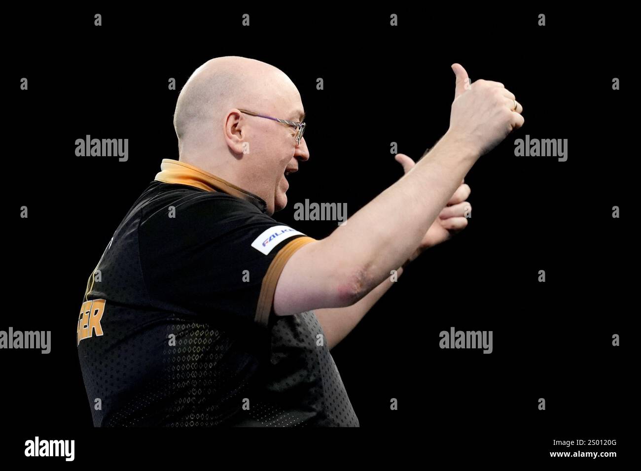Andrew Gilding celebrates his victory over Martin Lukeman during day ...