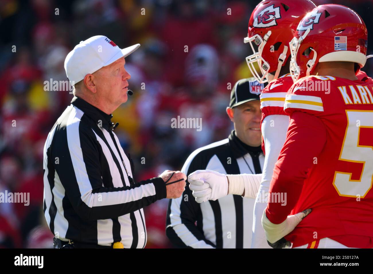 Referee Carl Cheffers, left, talks with Kansas City Chiefs defensive ...