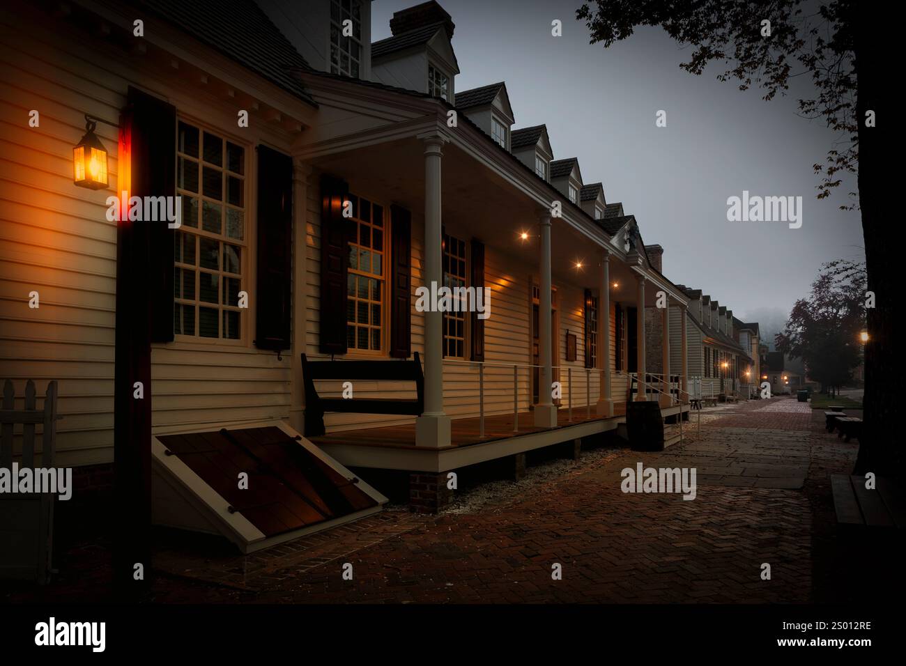 A foggy morning at the Raleigh Tavern in the historic colonial district ...