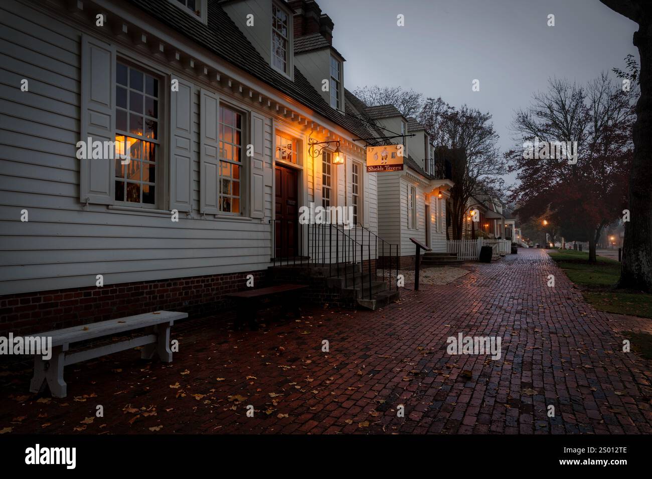 An early October morning at Shields Tavern on Duke of Gloucestor Street ...