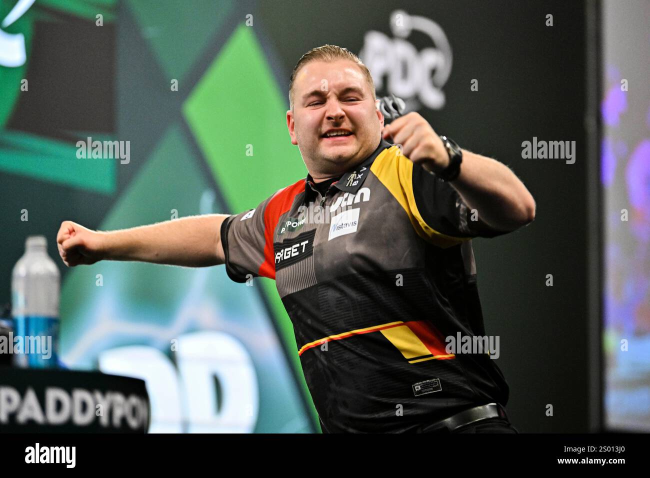 Alexandra Palace, London, UK. 22nd Dec, 2024. 2024/25 PDC Paddy Power ...