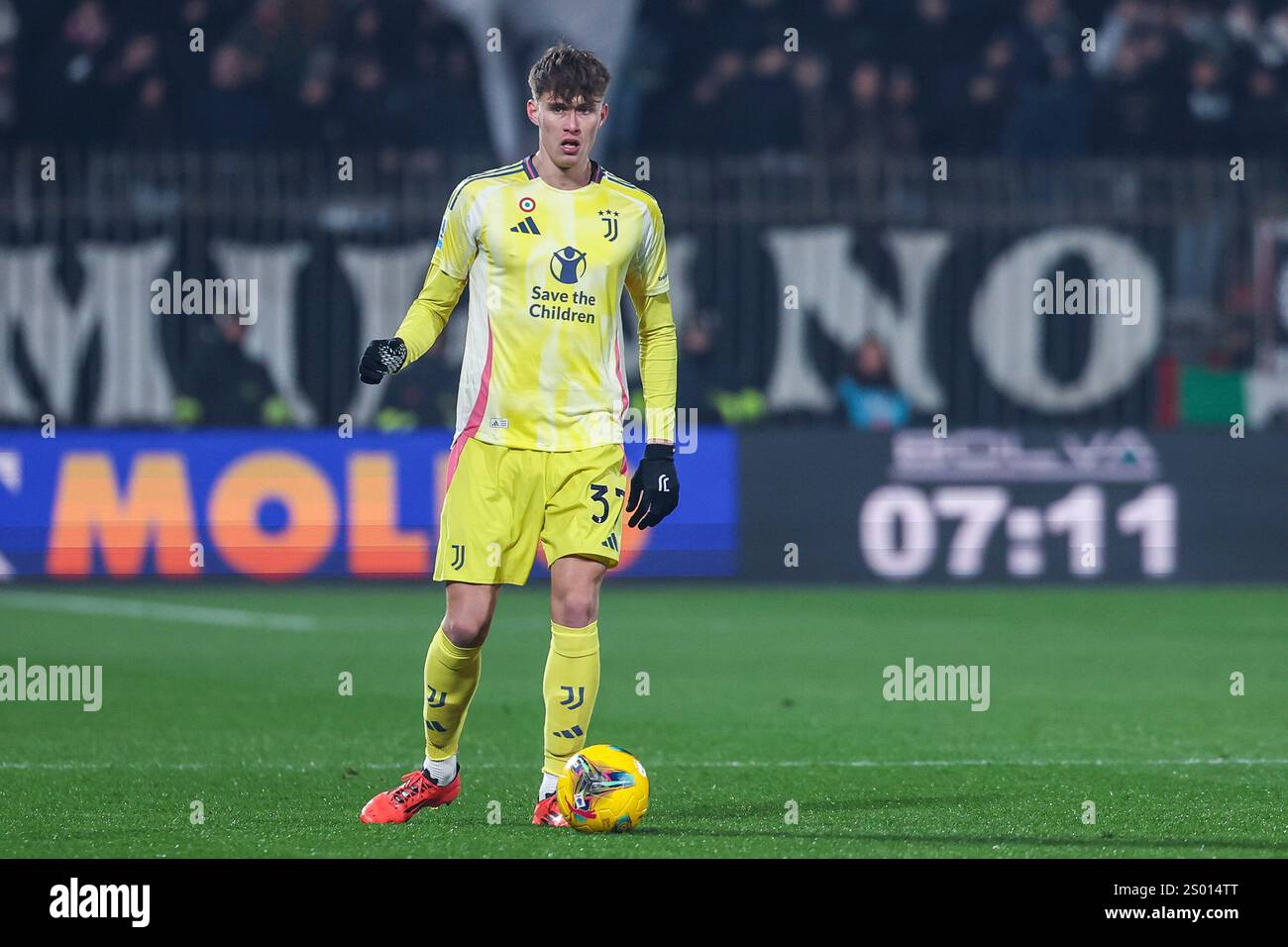 Italien. 22nd Dec, 2024. Nicolo Savona of Juventus FC seen in action ...