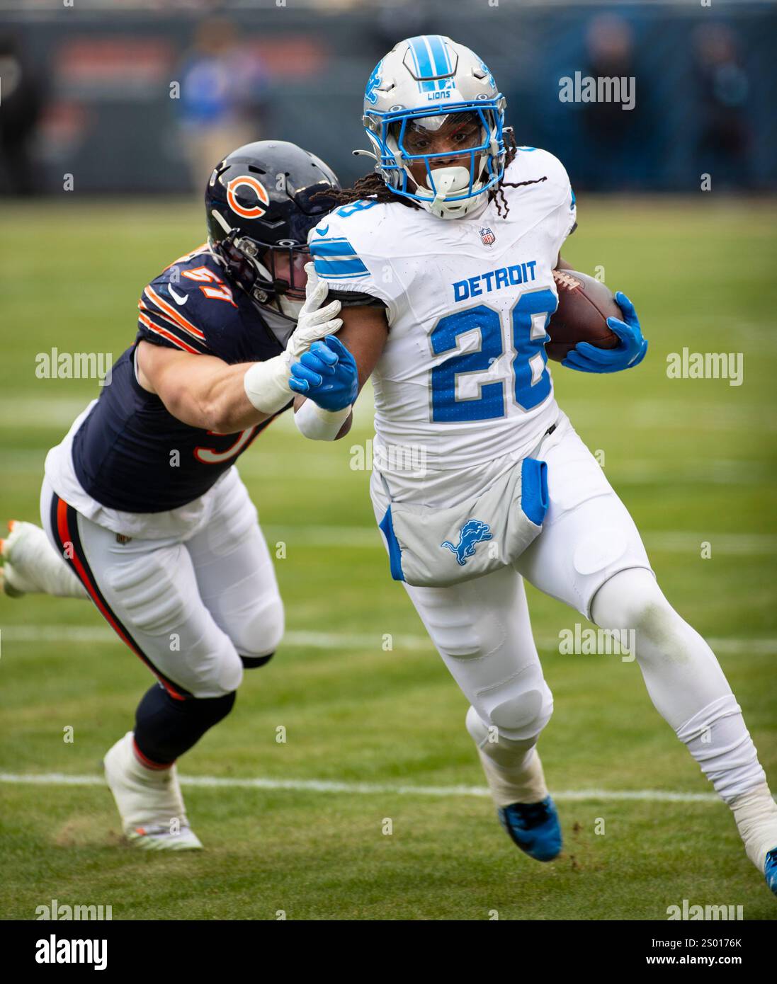Detroit Lions Jermar Jefferson (28) is chased by Chicago Bears Jack ...