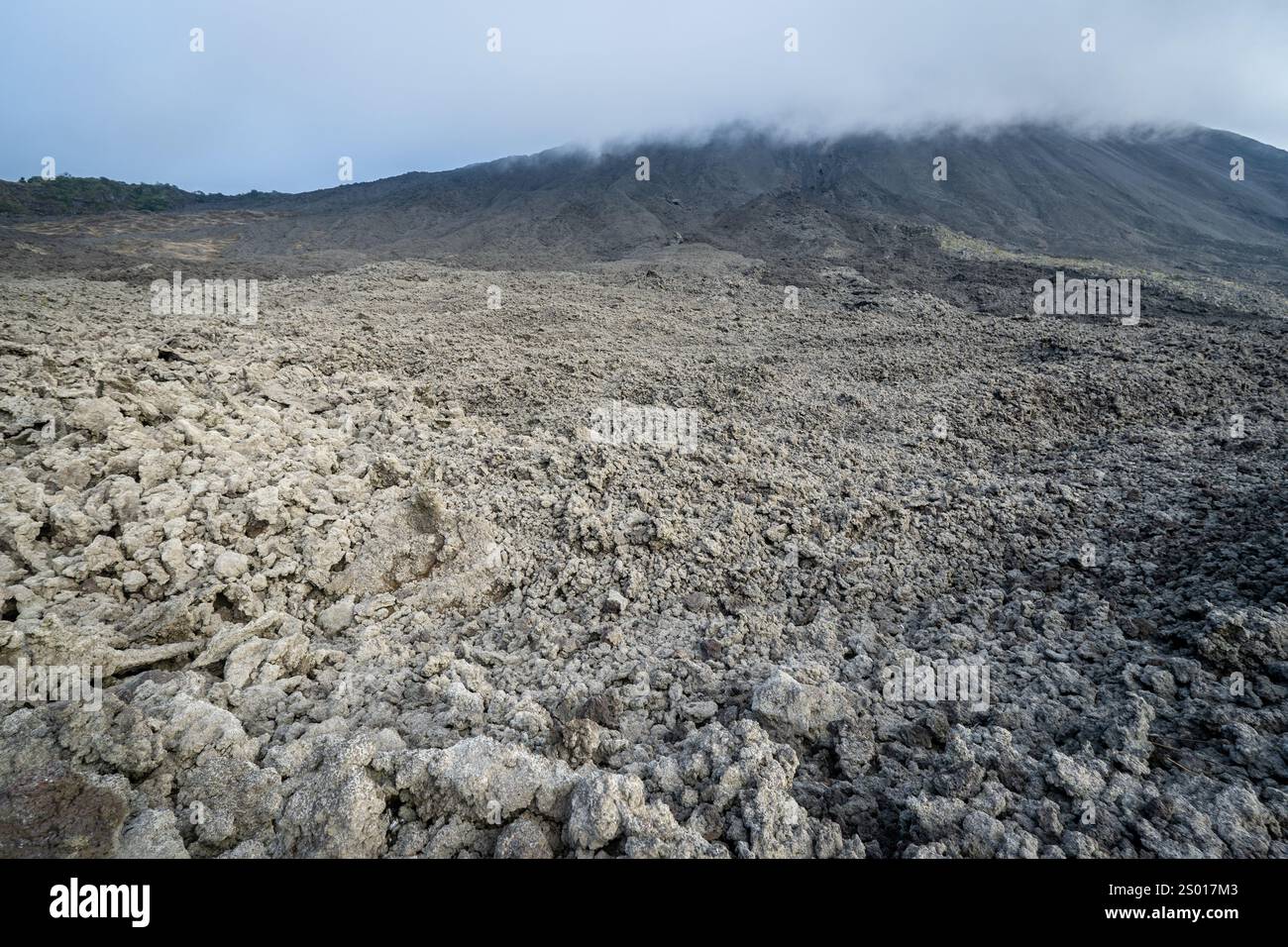 Pacaya volcano hi-res stock photography and images - Alamy