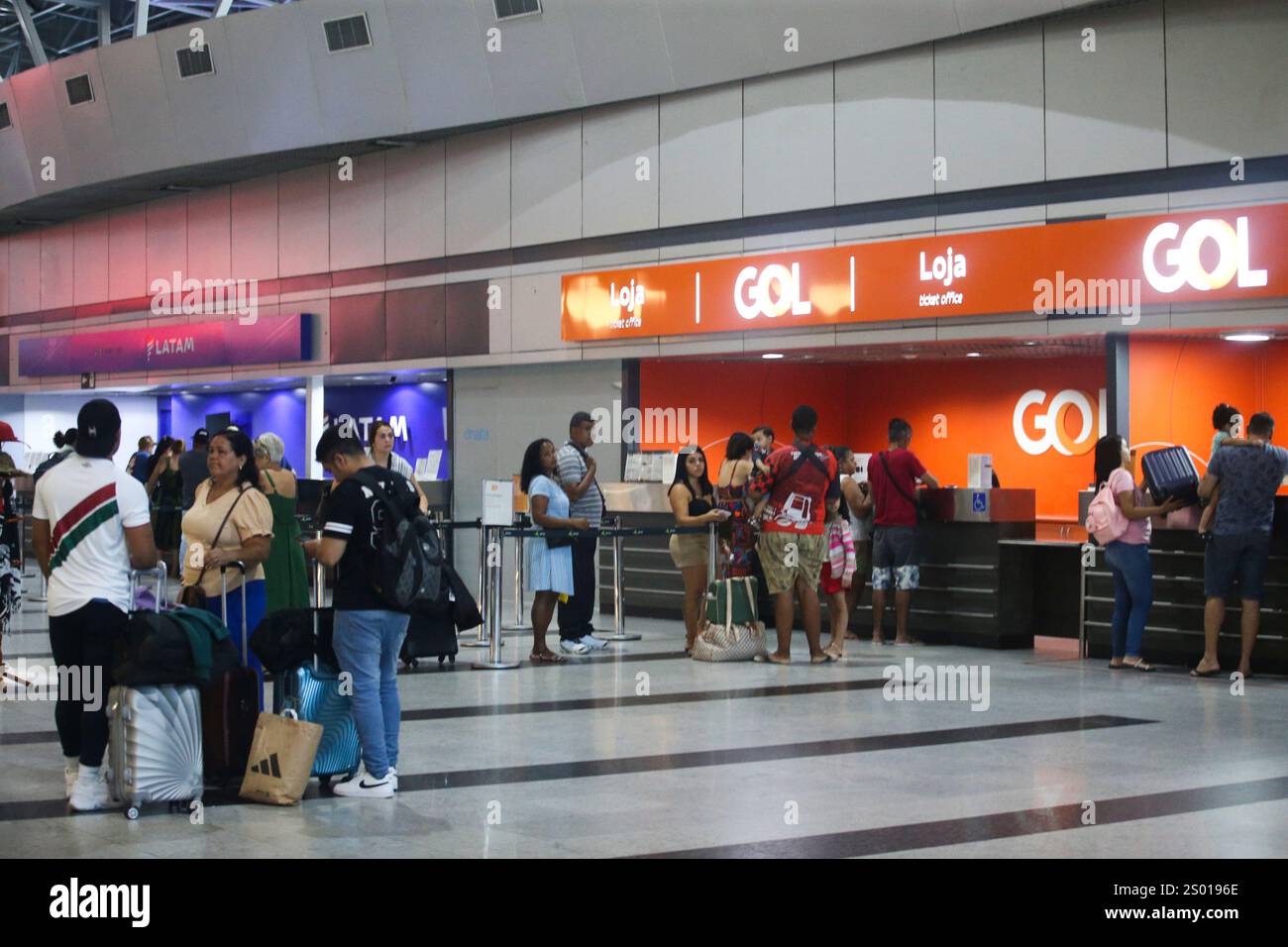PE - RECIFE - 12/23/2024 - RECIFE, AIRPORT MOVEMENT - Passenger ...