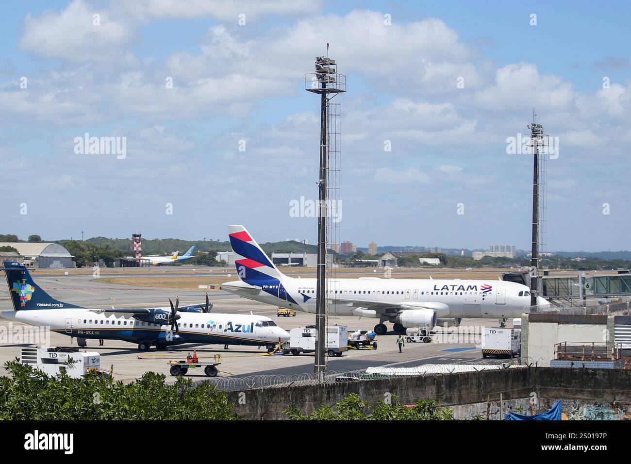PE - RECIFE - 12/23/2024 - RECIFE, AIRPORT MOVEMENT - View of an ...
