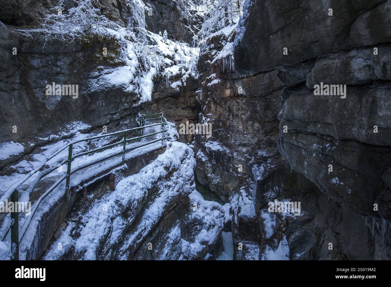 Winter, snowy landscape, river Breitach and hiking trail through the ...
