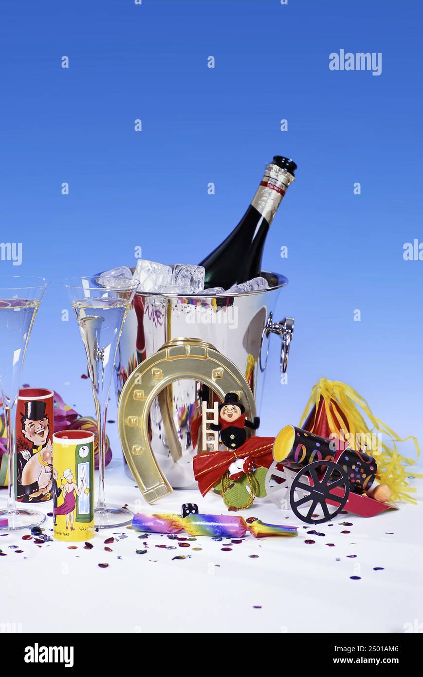 New Year's Eve decoration, Happy New Year, lucky charm, champagne ...