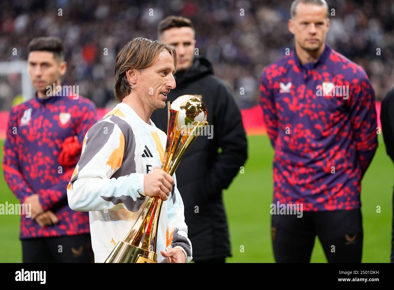 Real madrid la liga trophy 2024 hi-res stock photography and images - Alamy