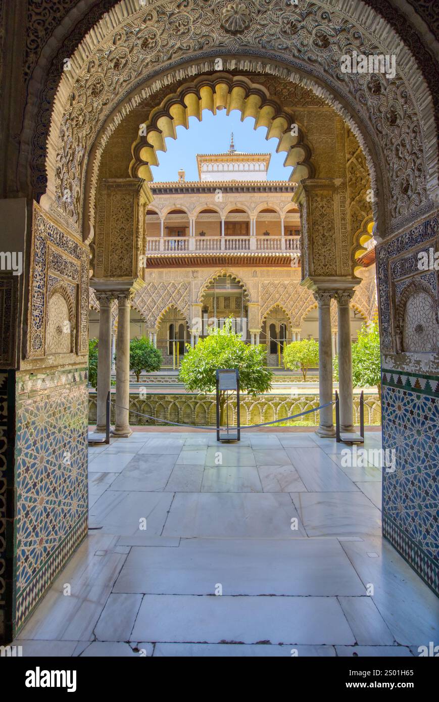Islamic art in spain hi-res stock photography and images - Alamy
