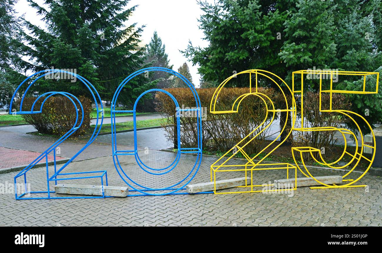 2025 new year construction hi-res stock photography and images - Alamy