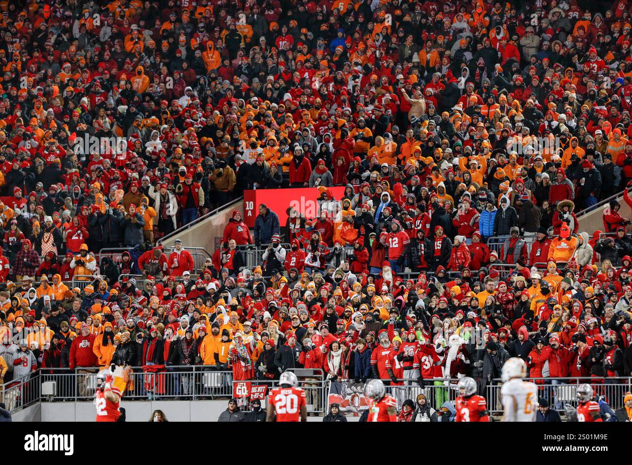 COLUMBUS, OH - DECEMBER 21: Ohio State Buckeyes and Tennessee ...
