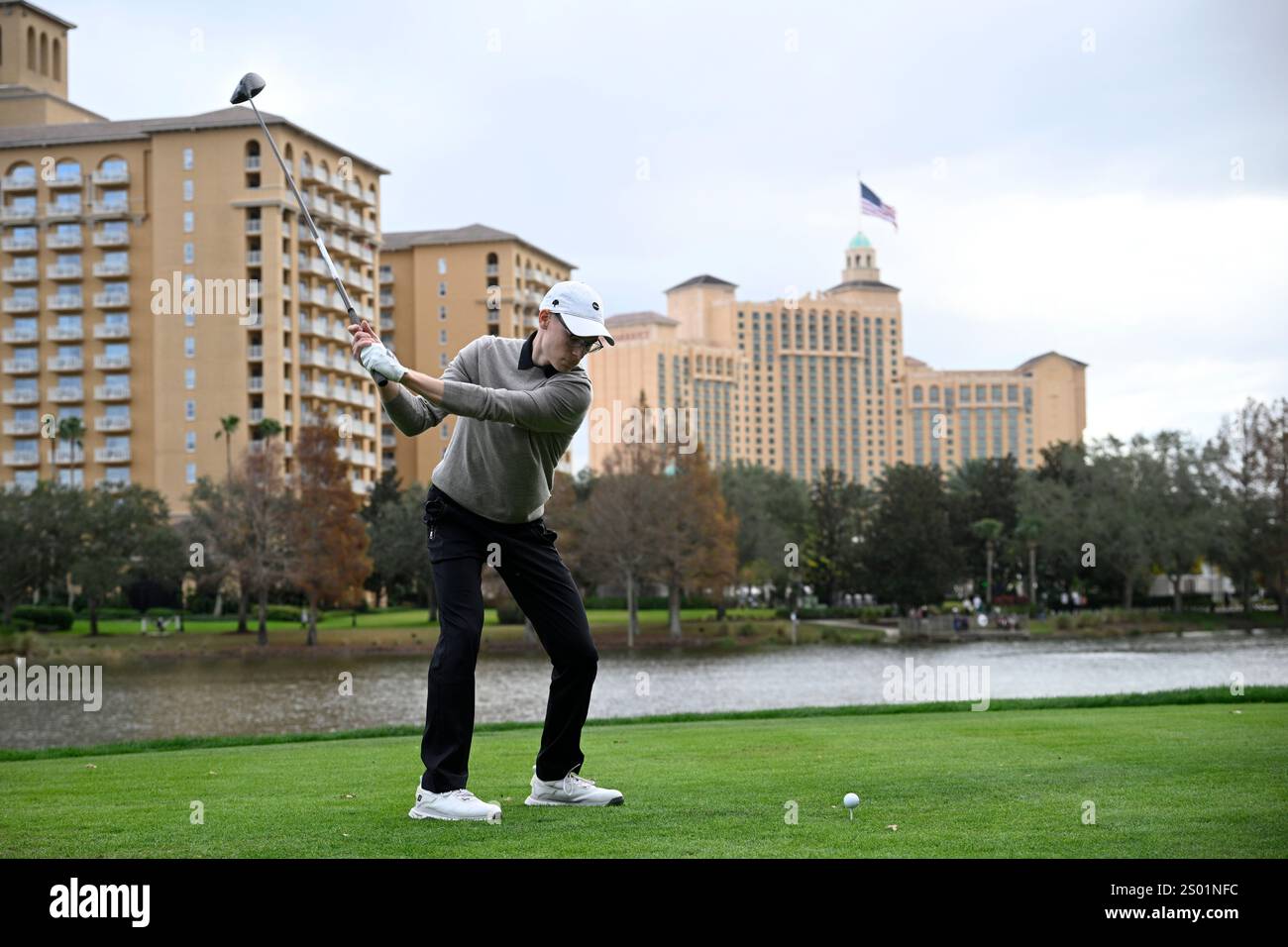 Jason Langer tees off on the 18th hole during the final round of the ...