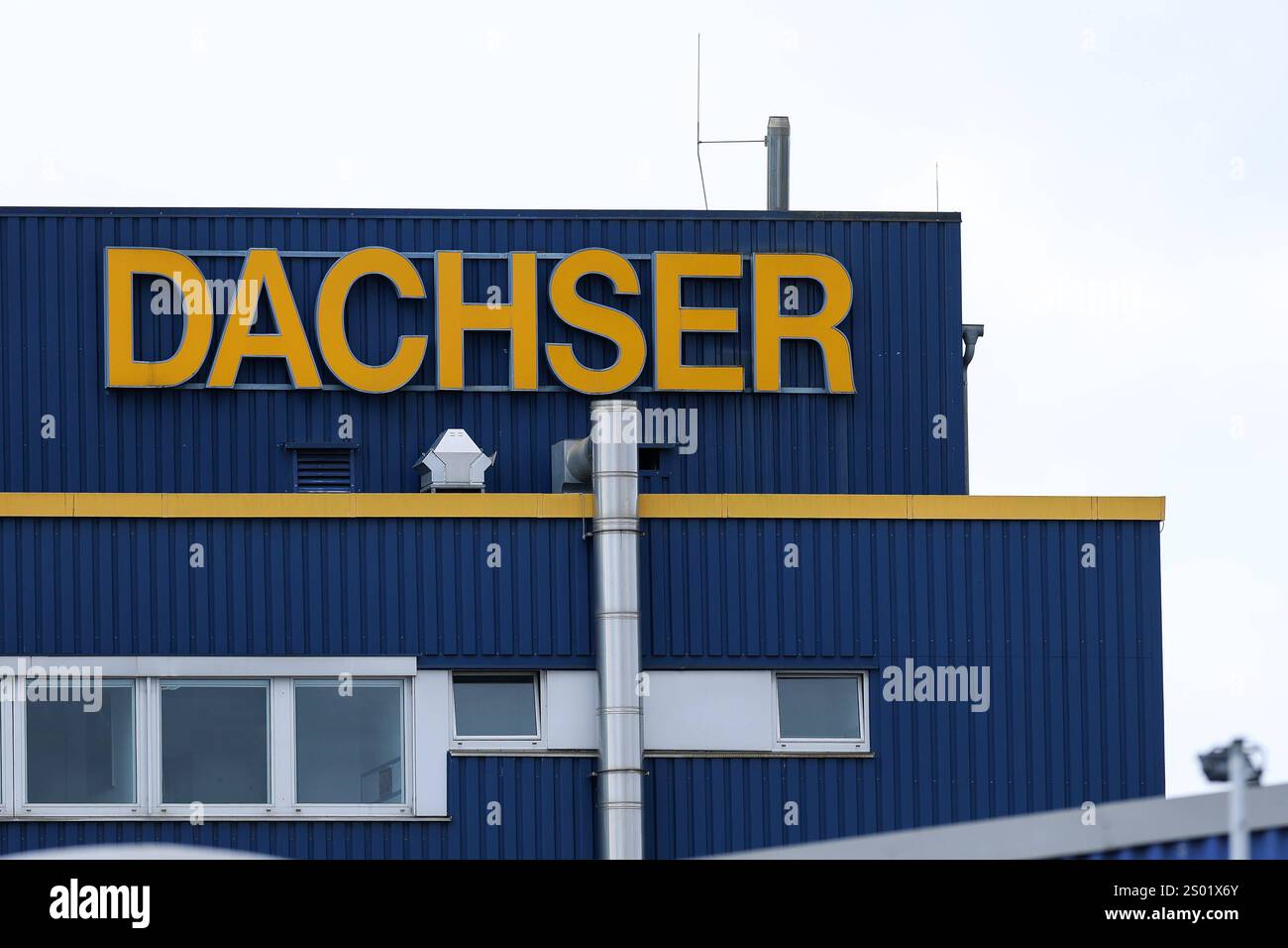 Schriftzug / Logo des Unternehmens DACHSER am 23.12.2024 in München Die ...