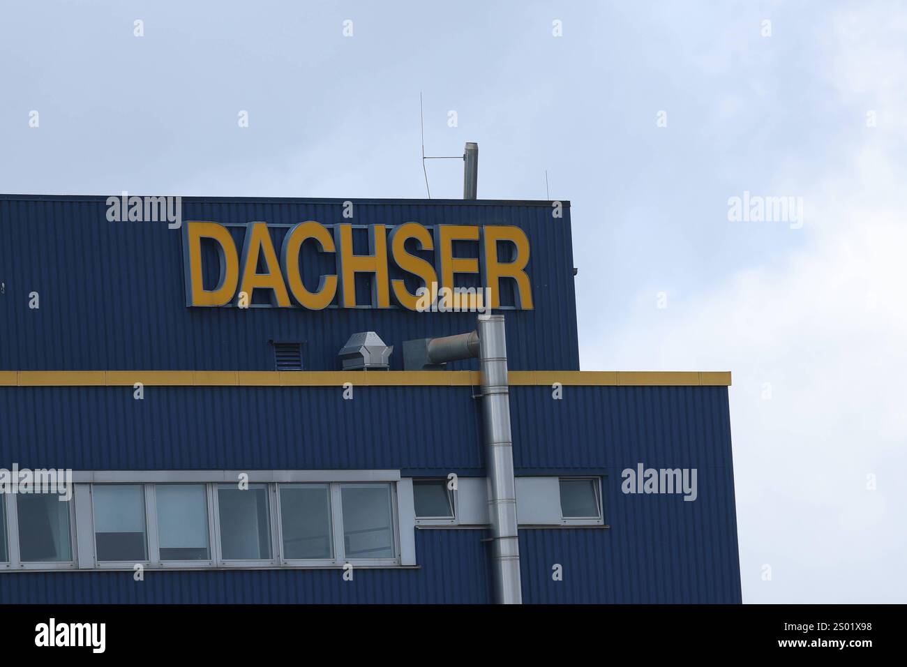 Schriftzug / Logo des Unternehmens DACHSER am 23.12.2024 in München Die ...