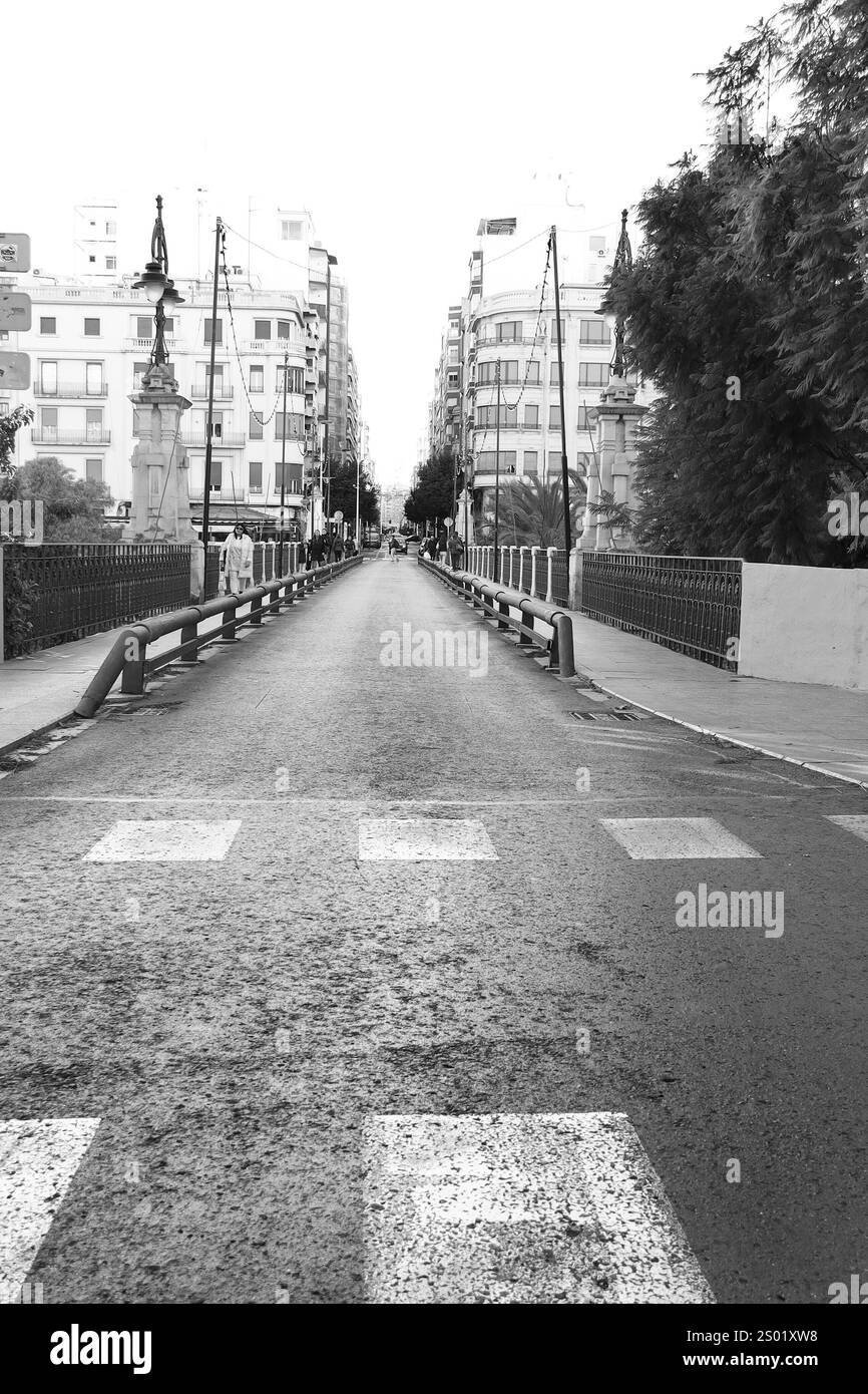 Canalejas bridge hi-res stock photography and images - Alamy