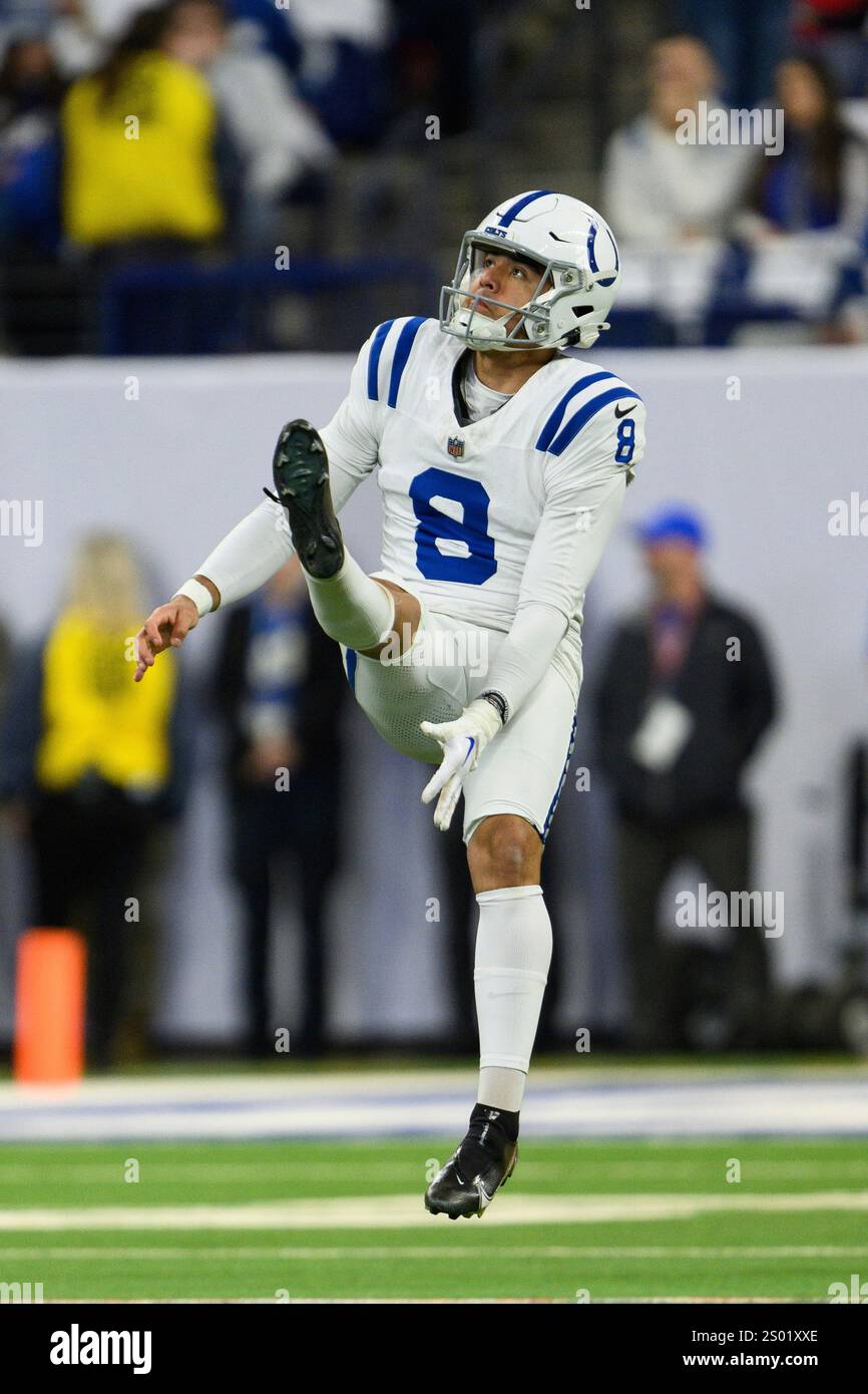 Indianapolis Colts punter Rigoberto Sanchez (8) warms up on the field ...