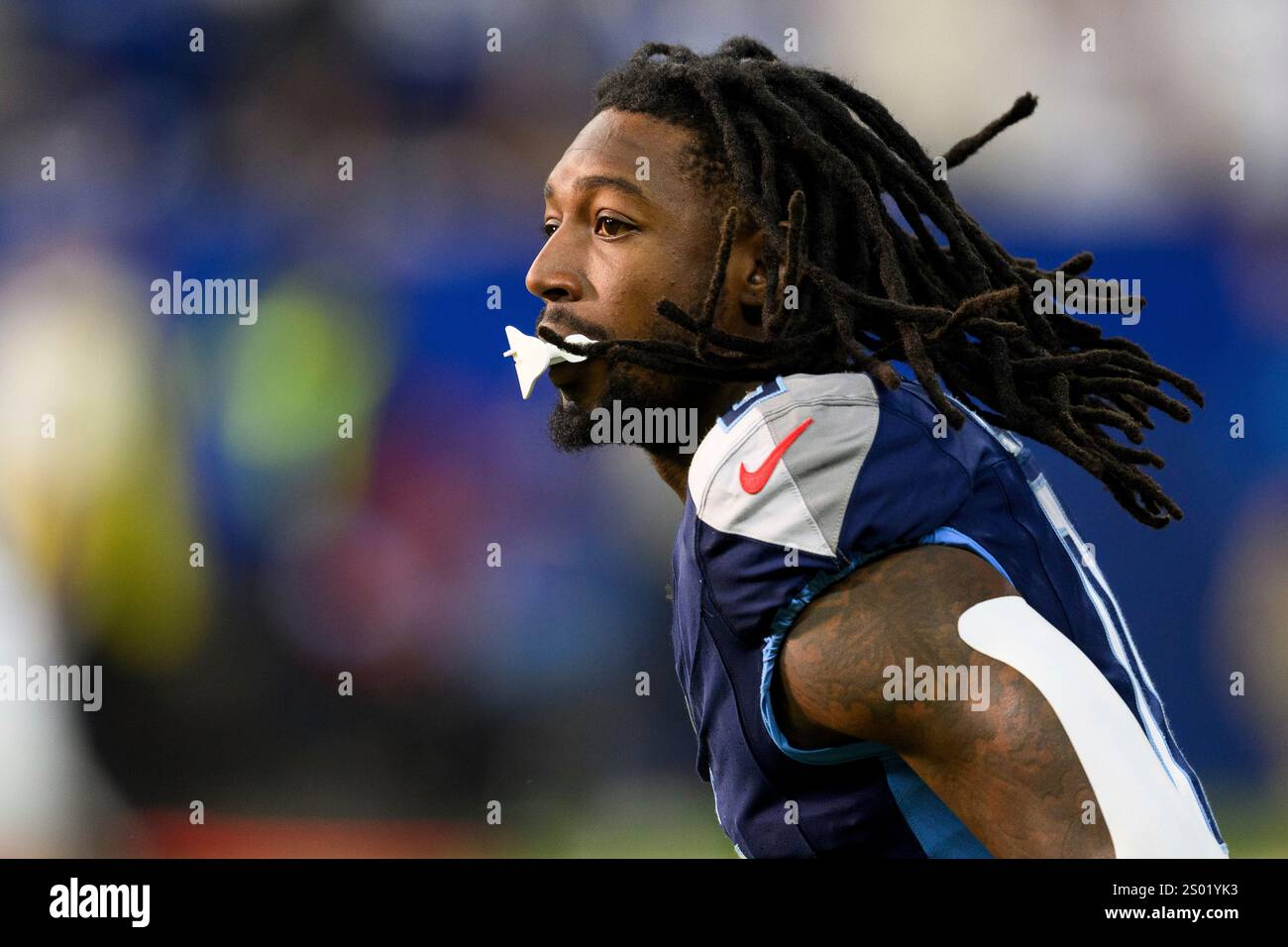 Tennessee Titans wide receiver Calvin Ridley (0) runs to the sidelines ...