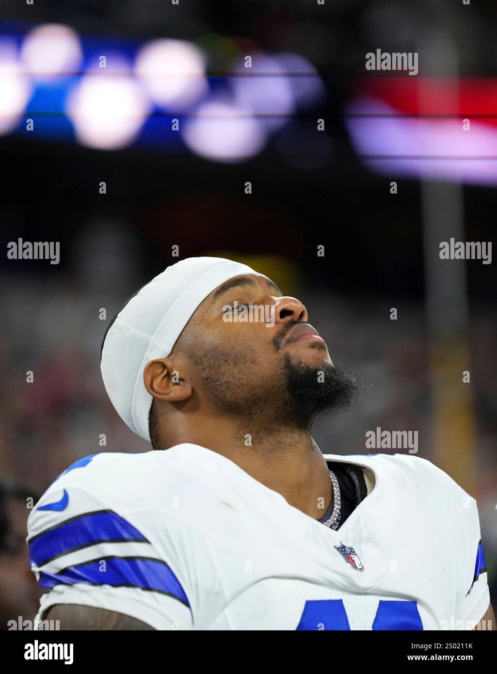 Dallas Cowboys linebacker Micah Parsons stands for the national anthem ...