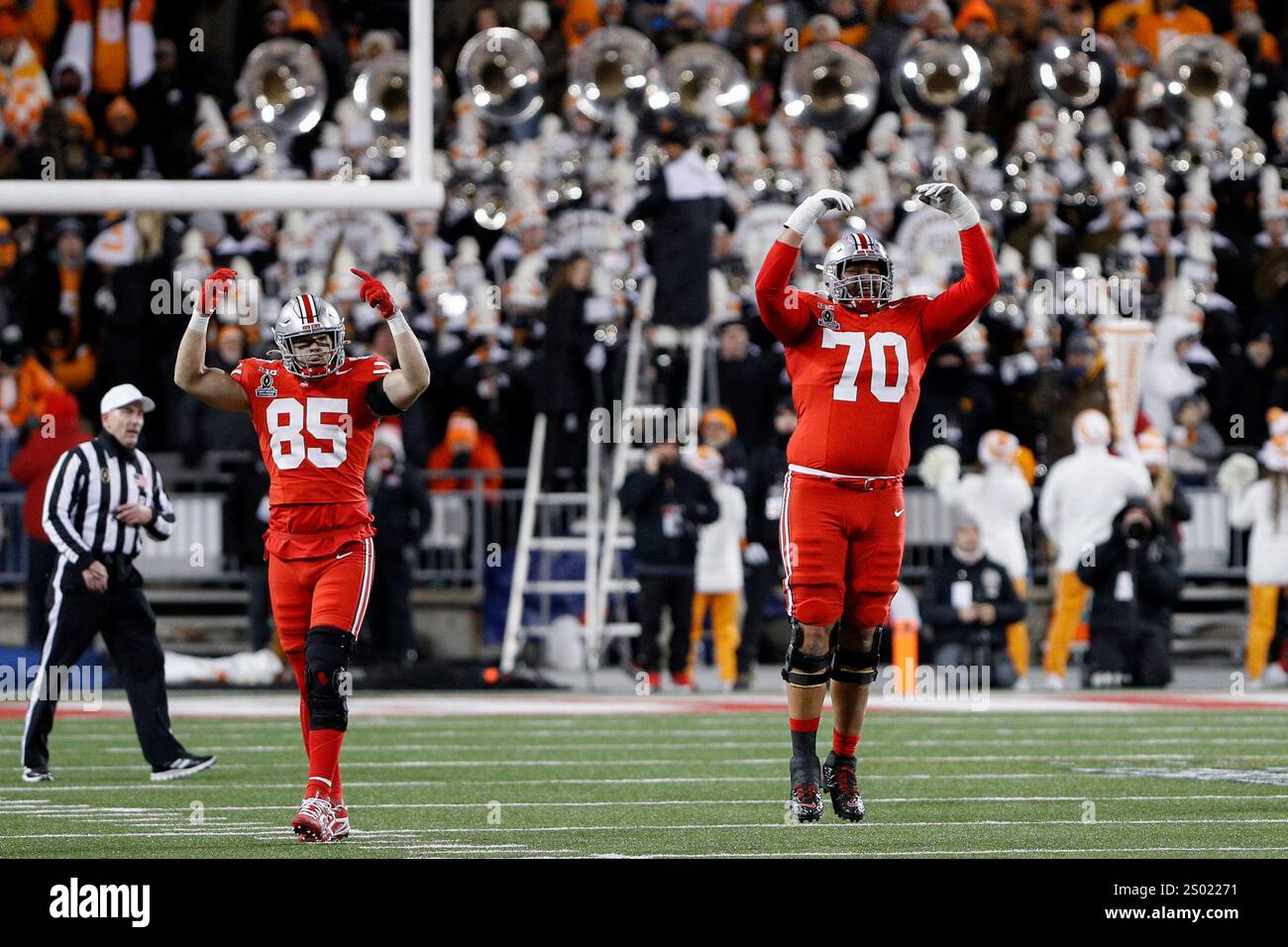 COLUMBUS, OH - DECEMBER 21: Ohio State Buckeyes tight end Bennett ...