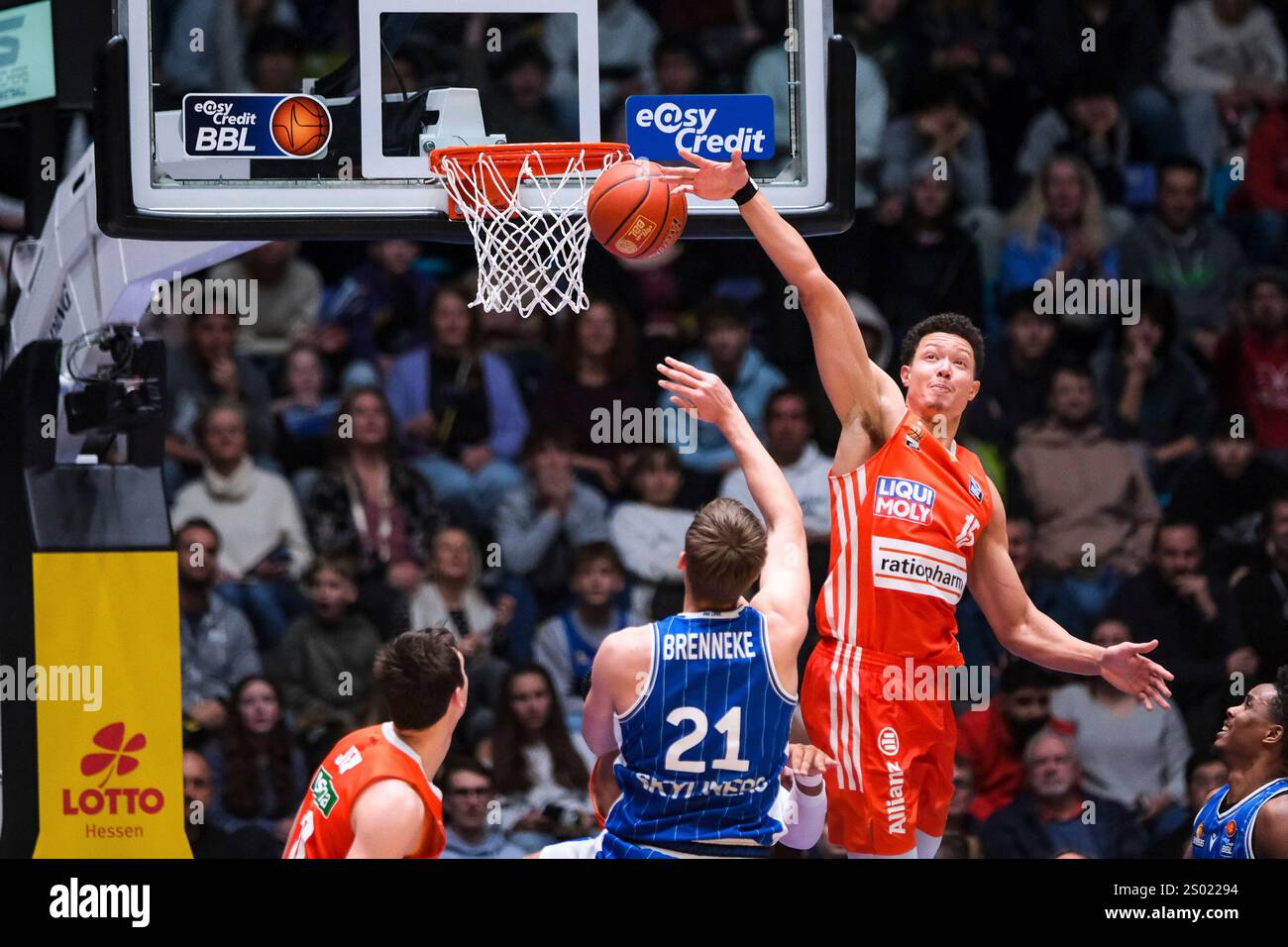 Frankfurt Am Main, Deutschland. 23rd Dec, 2024. Lorenz Brenneke ...