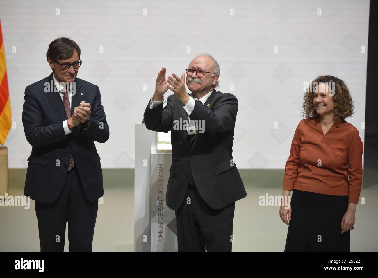 (L-R) The president of the Generalitat de Catalunya, Salvador Illa ...