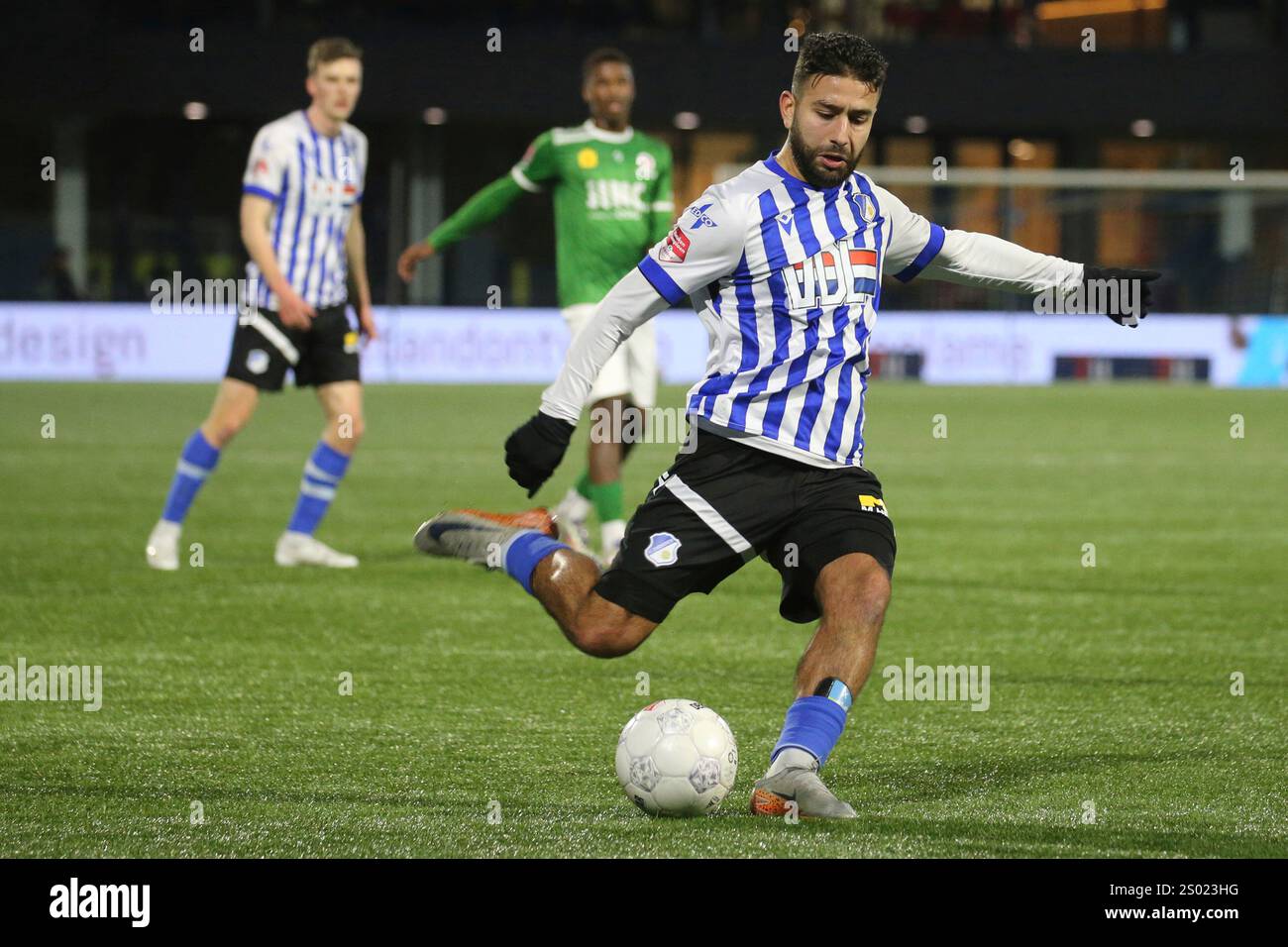 Eindhoven, Niederlande. 17th Dec, 2024. Eindhoven, Niederlande 17. Dezember 2024: KNVB-Pokal - 2 ...