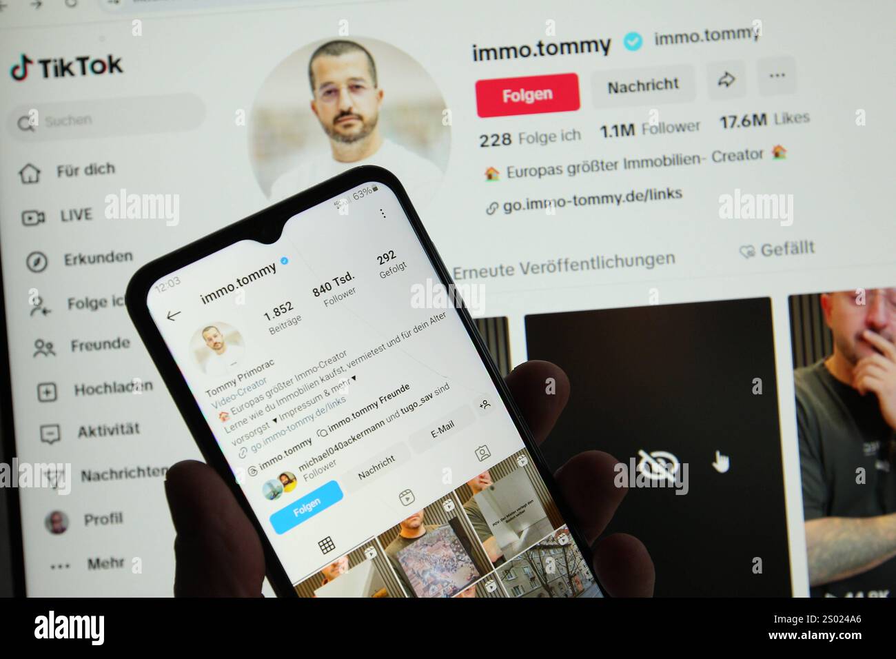 Auf einem Smartphone wurde der Instagram-Account von Immo Tommy, dem Immobilien-Investor ...