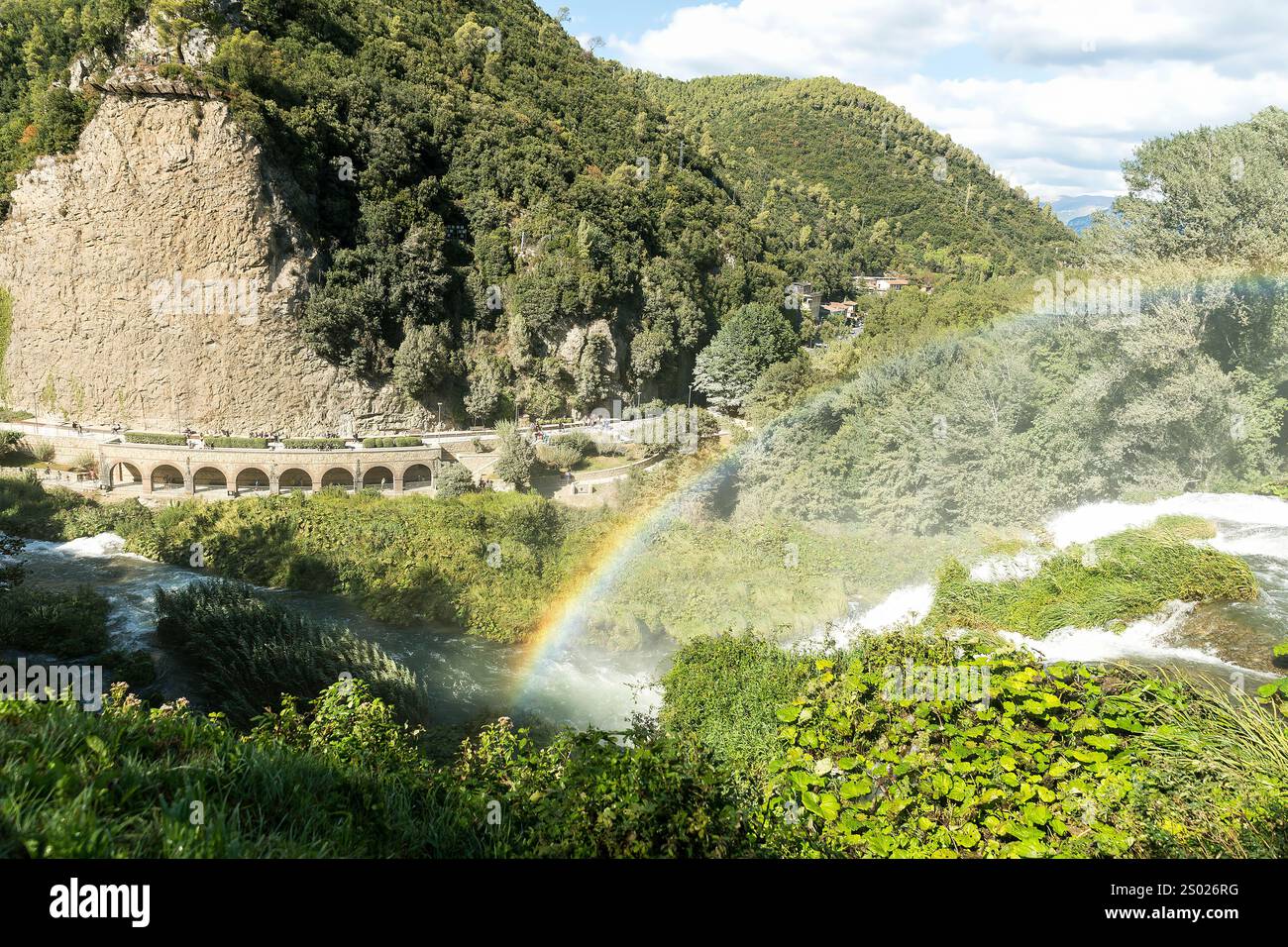 Wonderful Natural Sceneries of The Marmore Falls (Cascata delle Marmore ...