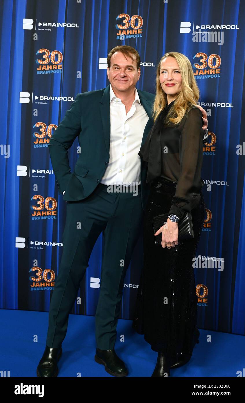 Marcus Wolter, Geschäftsführer Brainpool und CEO Banijay Germany und seine Frau kommt zur ...