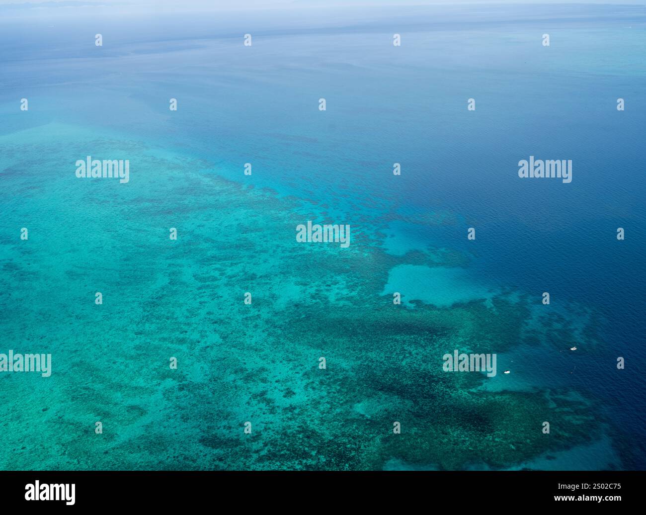 Great barrier reef hi-res stock photography and images - Alamy