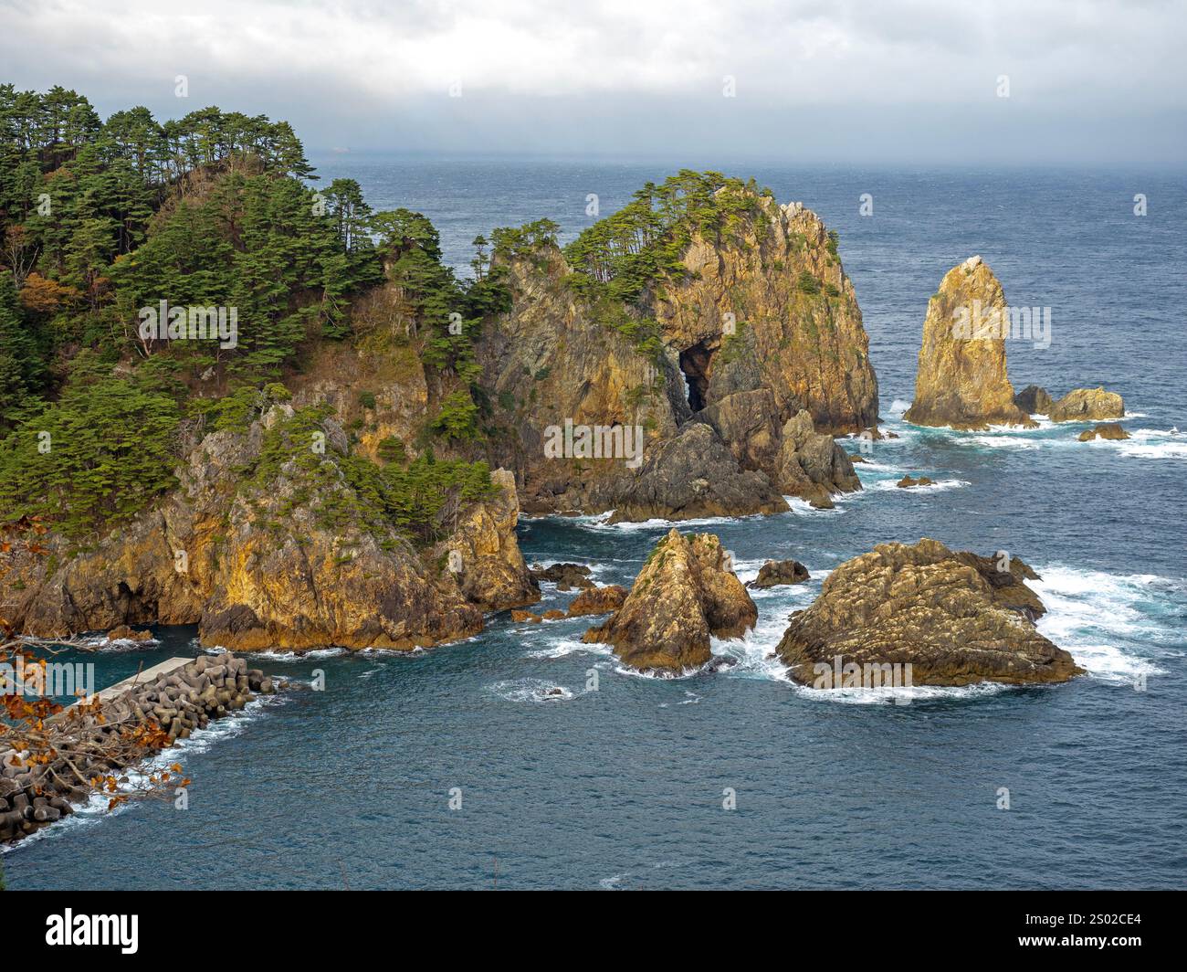 Cliffs at Tsukue on Kitayamazaki Cape, Tanohata Stock Photo - Alamy