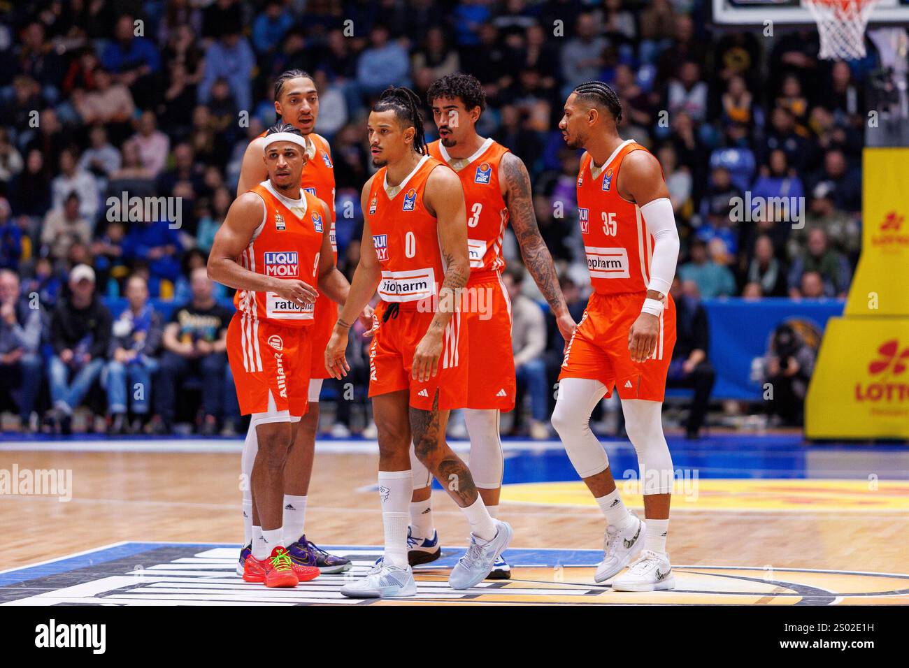 Alfonso Plummer (ratiopharm Ulm #9) Noa Essengue (ratiopharm Ulm #12 ...