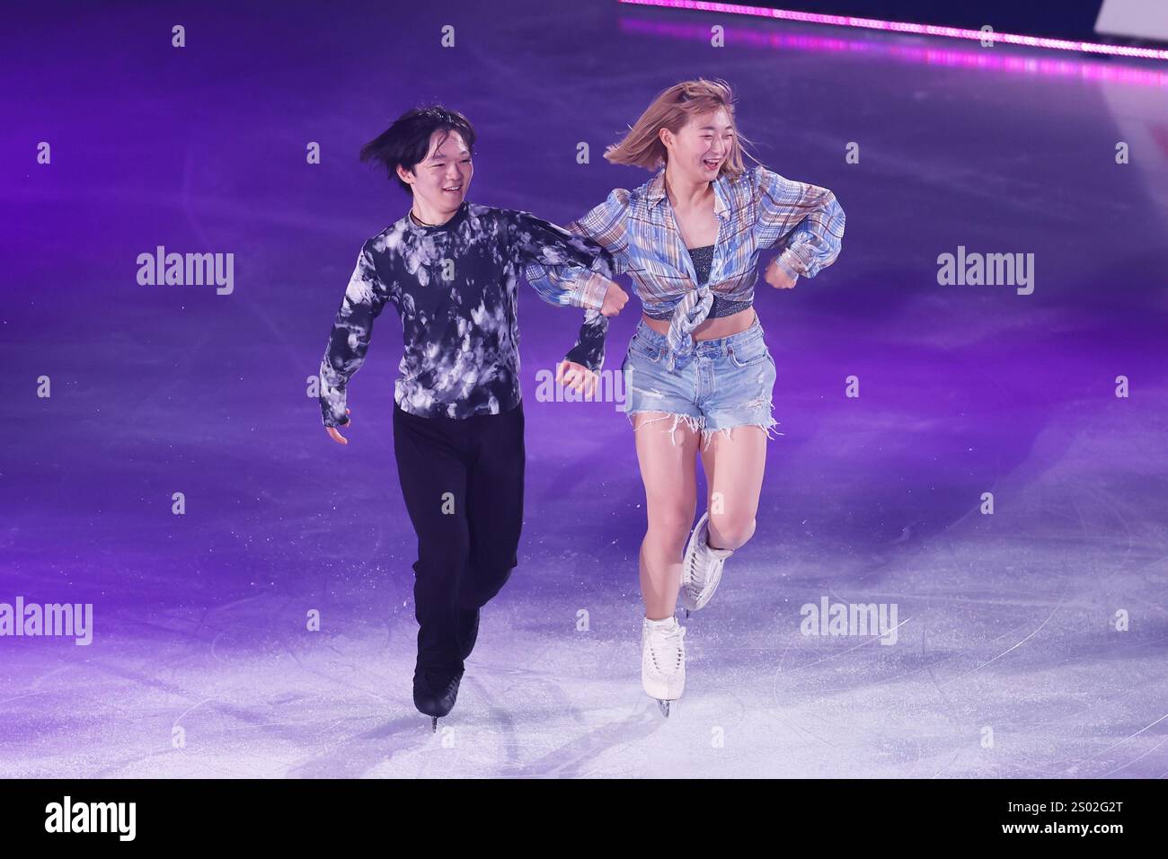 Towa Pharmaceutical RACTAB Dome, Osaka, Japan. 23rd Dec, 2024. (L to R ...
