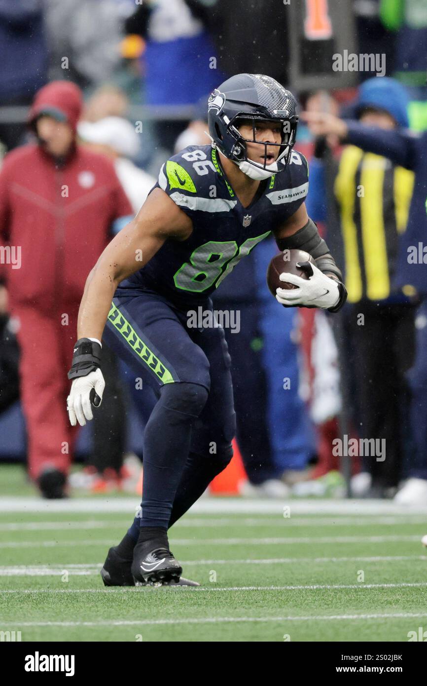 Seattle Seahawks tight end Pharaoh Brown (86) with the ball on the ...