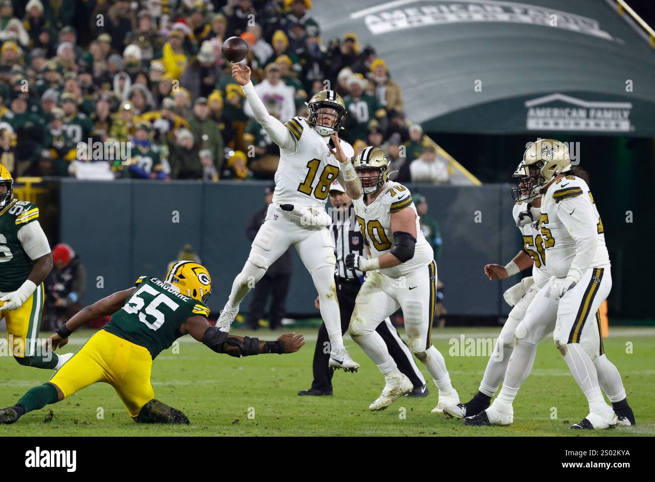 New Orleans Saints quarterback Spencer Rattler (18) throws a long pass ...