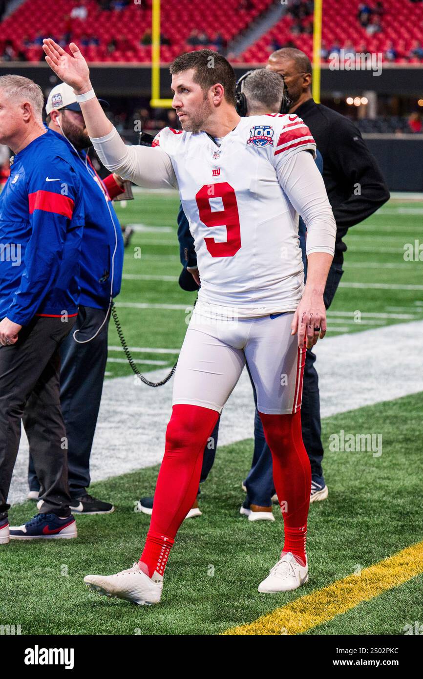 New York Giants place kicker Graham Gano (9) warms up before an NFL ...