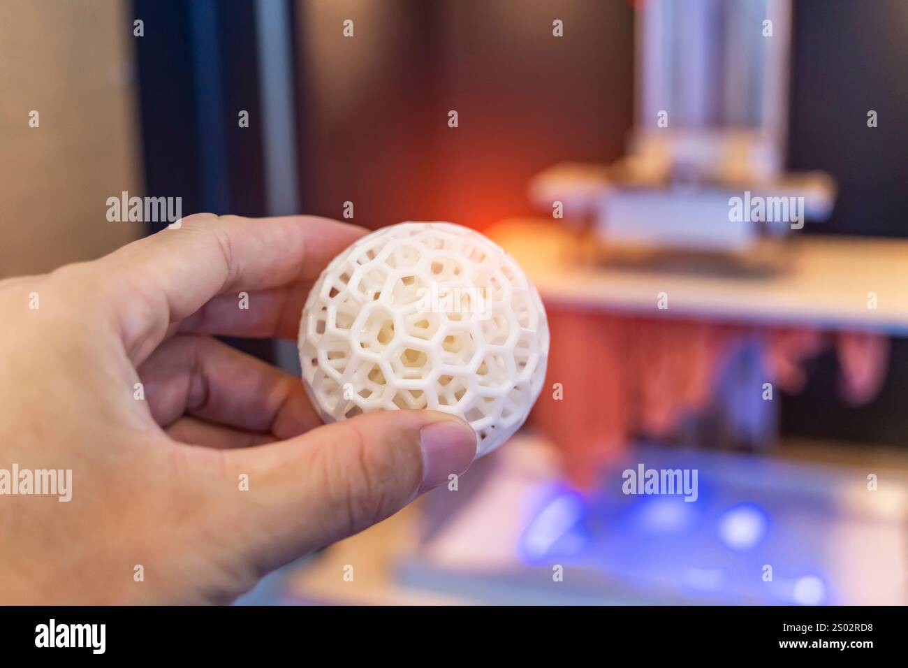 3d printed hand hi-res stock photography and images - Alamy