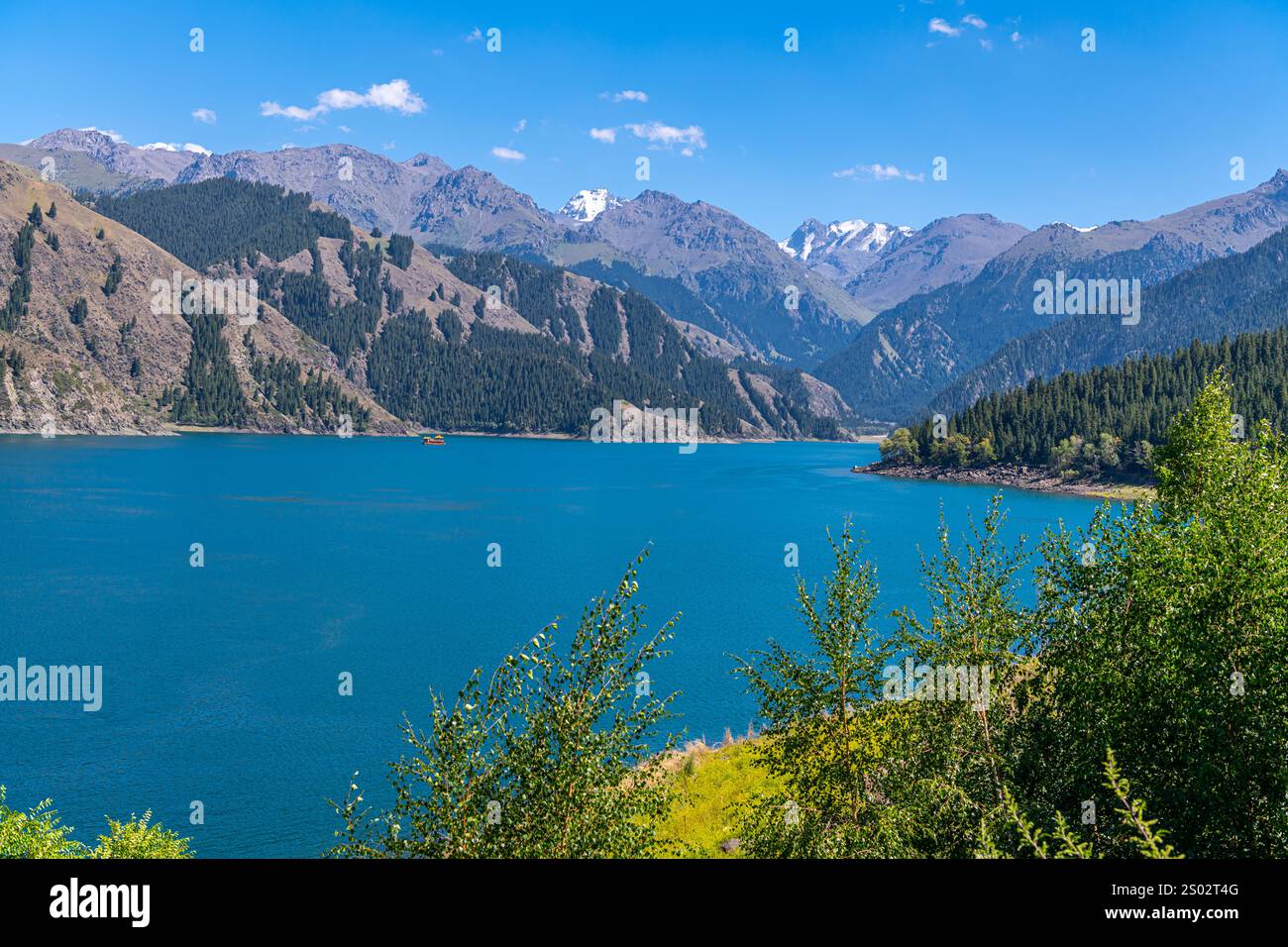Heaven Lake, Tianshan Tianchi National Geopark, Xinjiang, China ...
